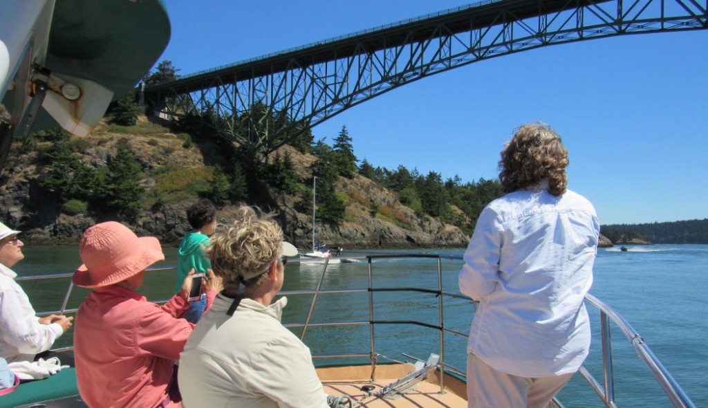 La Conner Tulip Festival Cracked Crab Lunch Cruise | San Juan Cruises ...